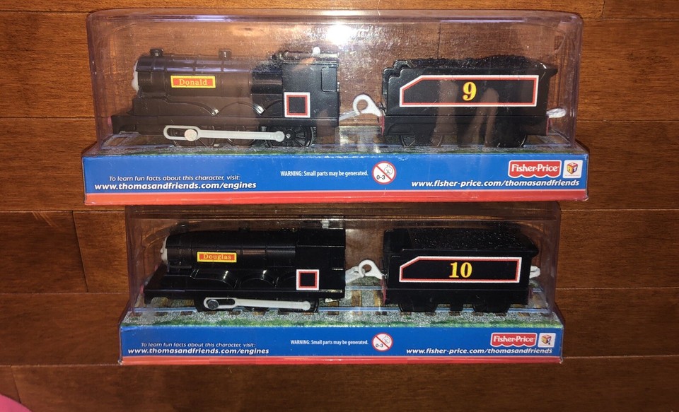 2011 Fisher-Price Thomas and Friends Trackmaster Donald and Douglas ...