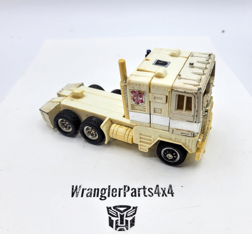 Vintage G1 G2 Transformers Optimus Prime Trailer Ultra Magnus Figure ...
