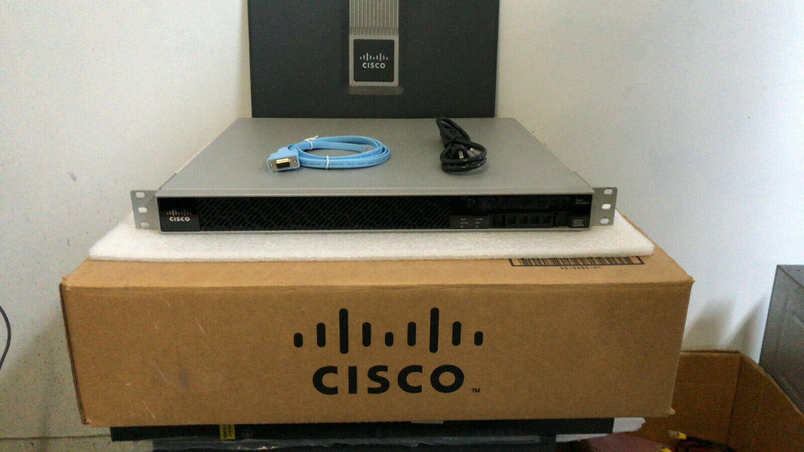 CISCO ASA5512-X Adaptive Network Security Firewall Appliance ASA5512/K9 ...