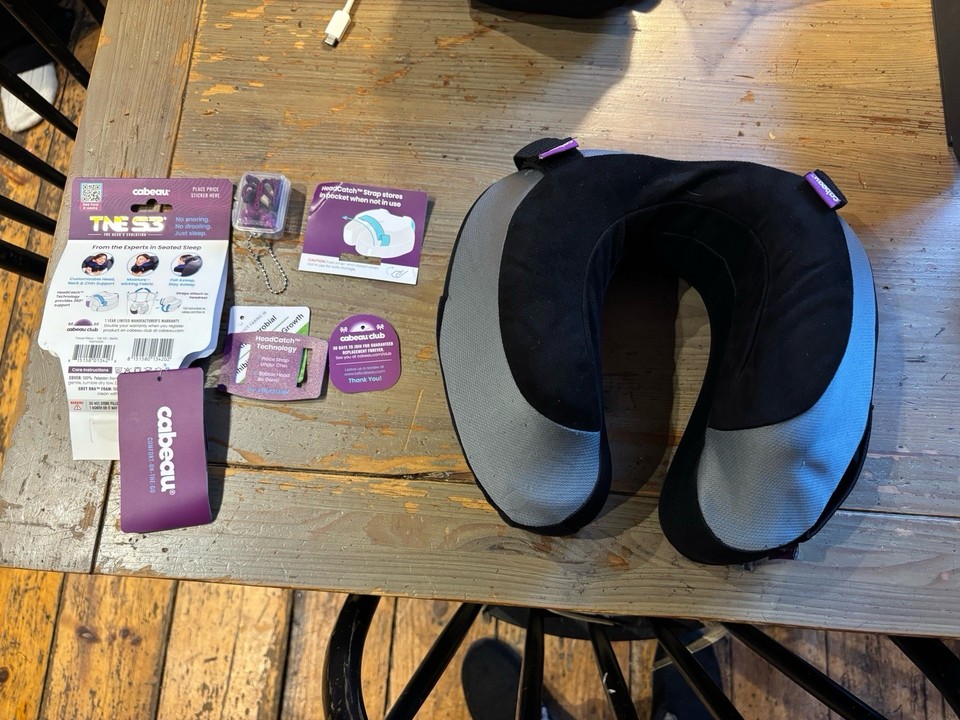 Cabeau Evolution S3 TNE Travel Neck Pillow Grey/Black | eBay UK