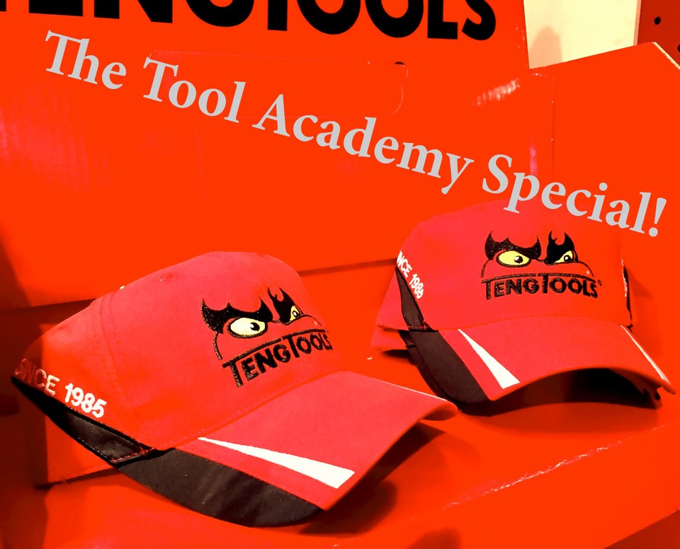 TENG BRIGHT RED BASEBALL CAP IN RED & WHITE WITH TENG LOGO | eBay