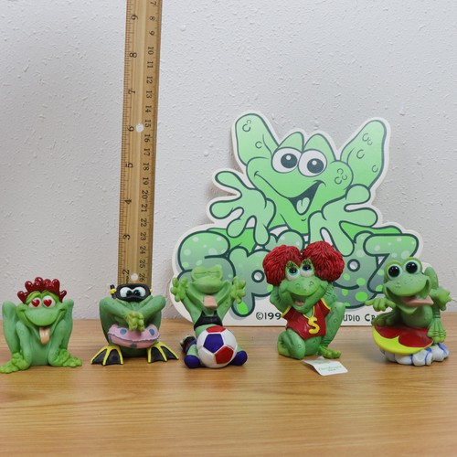 Sprogz Frogs 1994 Lot of 5 figurines with sign: Cheerleaper, Frog Man ...