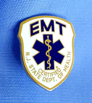 NEW JERSEY EMERGENCY MED TECH PIN: 7/8" Size, Imitation Gold Pltd, Item ...