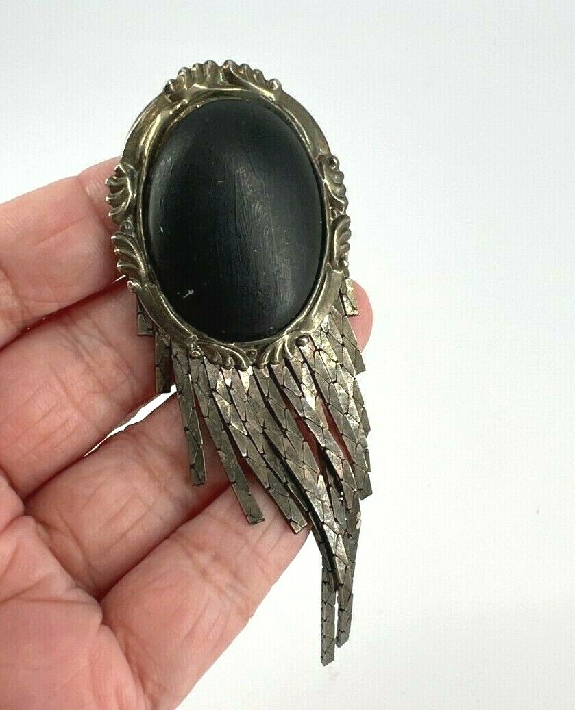 Gothic Brutalist Black Cabochon Metal Framed Chain Br… - Gem