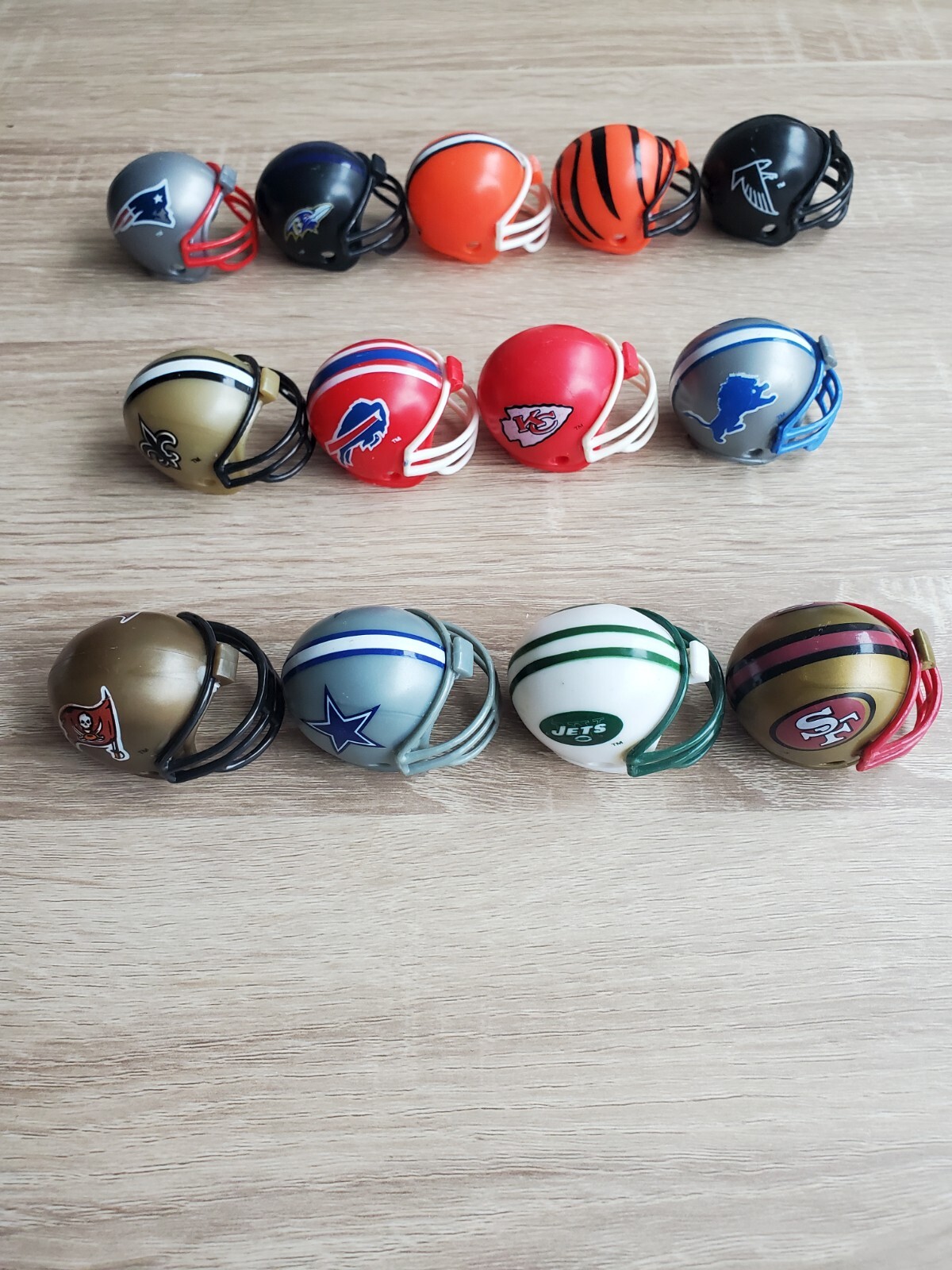 13 Vintage NFL Vending Machine Gumball 1.5" Plastic Mini Football ...