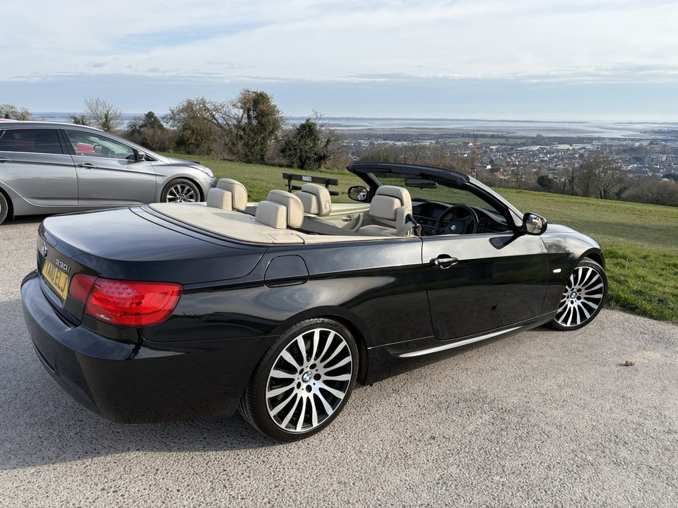 BMW E93 330i M Sport 2010 Convertible | eBay UK