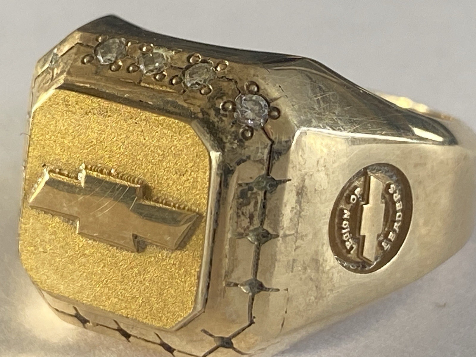 10k Gold/Diamond Mens CHEVROLET RING Legion of Leaders Preowned Award ...