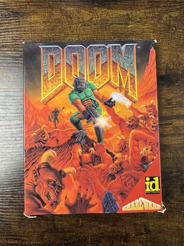 DOOM SHAREWARE 1993 PC Big Box 3.5" Diskettes Id Software GT ...