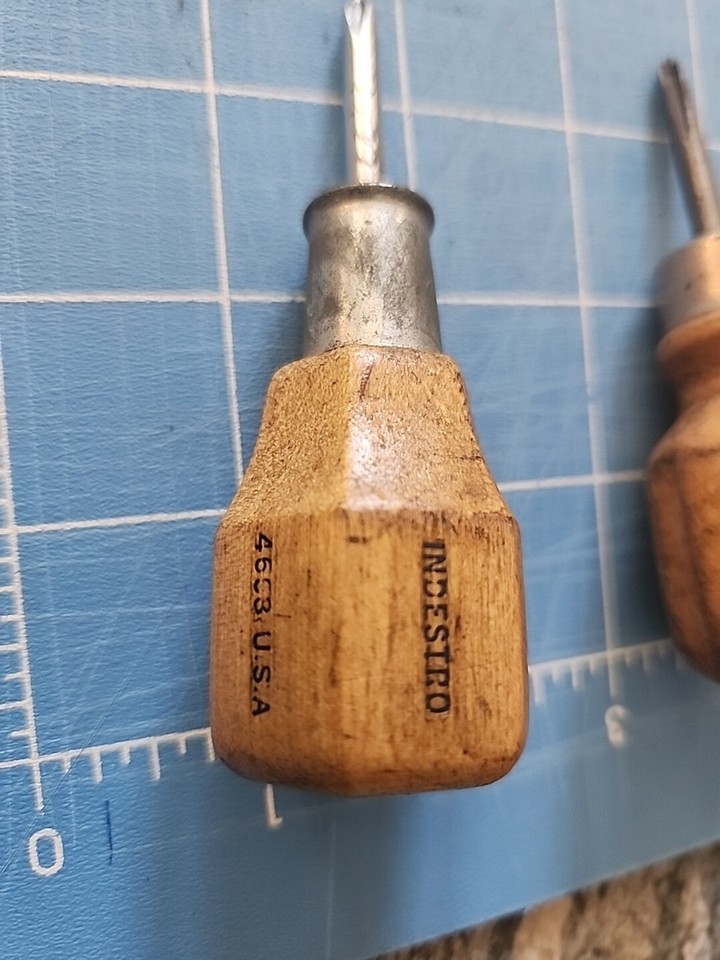 Vintage Stubby Wood Handle Phillips Screwdriver Indestro Unbranded 3 1/ ...