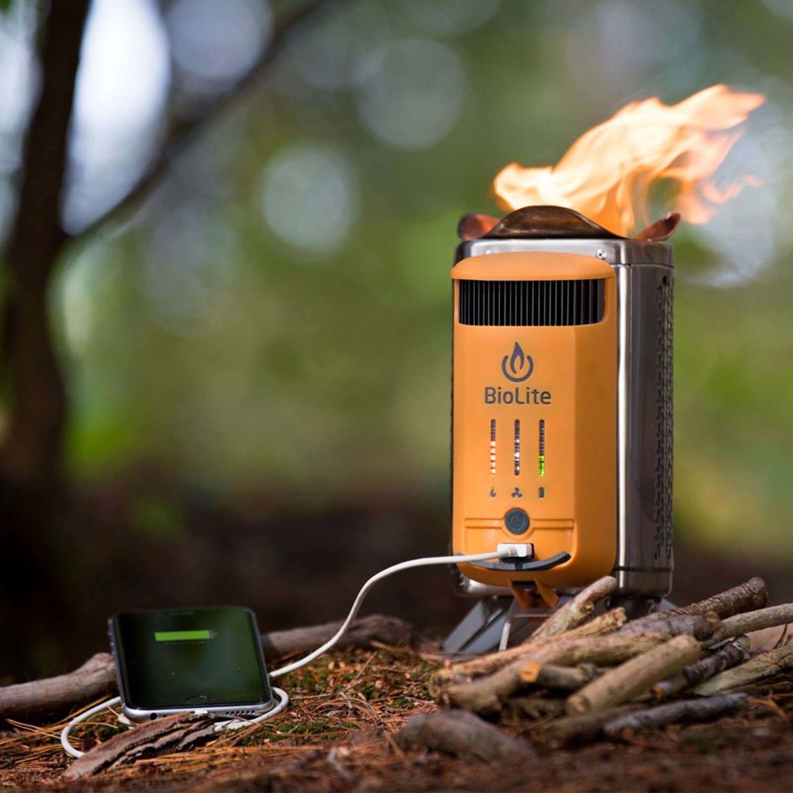 BioLite Solid Fuel Camp Stove 2+ Electricity Generator Battery USB ...