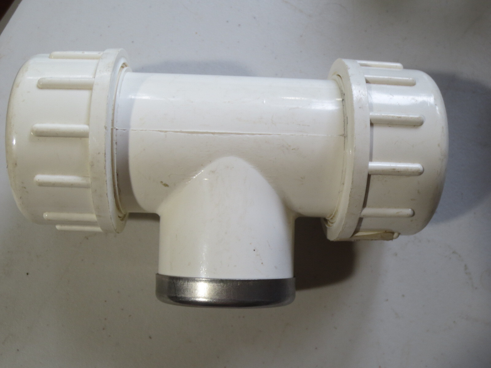 Pre-Owned Flo Control 1-1/2" IPS PVC Compresion Coupler "T ...