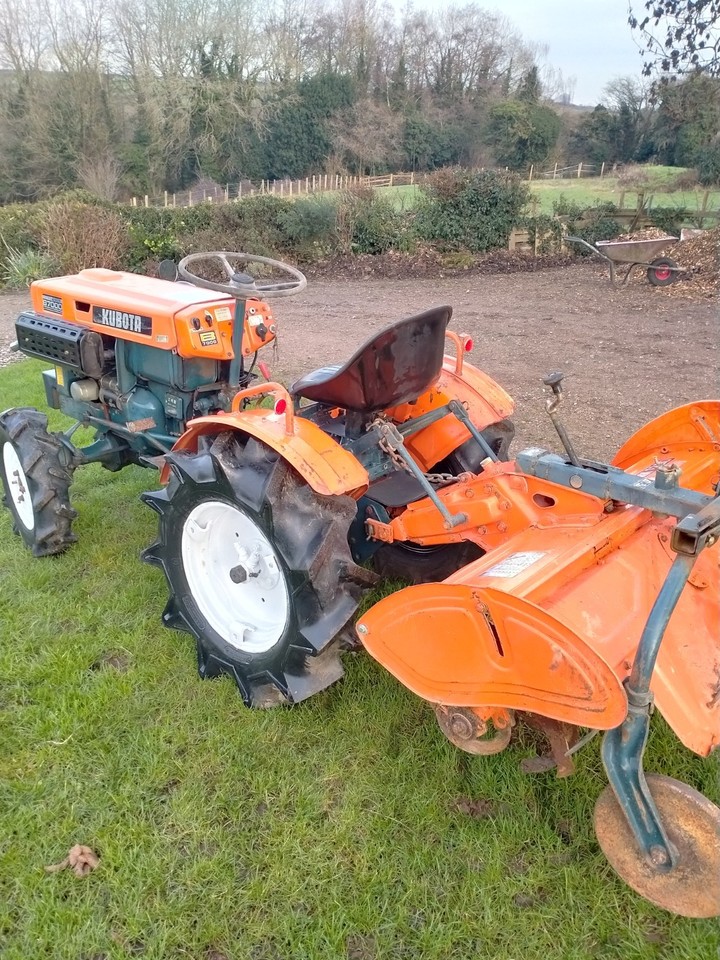 Kubota B7000 14HP 4WD Compact Tractor with Rotavator | eBay UK