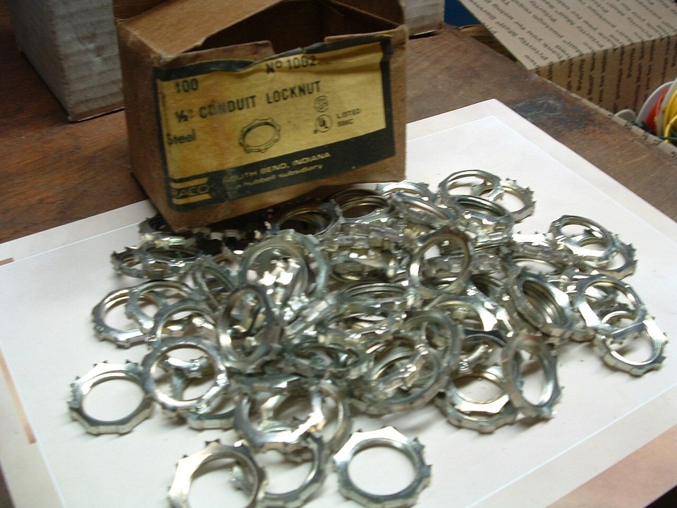 BOX OF 83 CONDUIT LOCK NUTS 1/2" RACO HUBBELL #1002 MADE IN SOUTH BEND ...