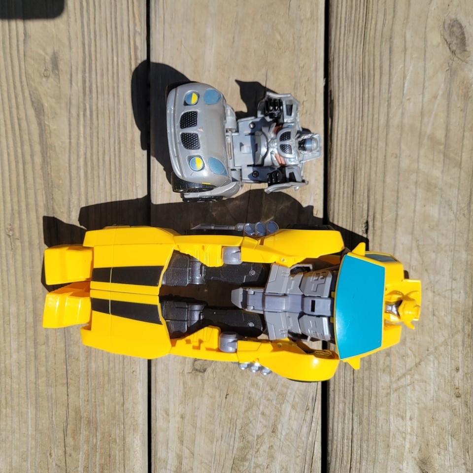 Hasbro Kid Transformers Bumblebee Converting Robot Toy Lot Of 2 Yellow ...