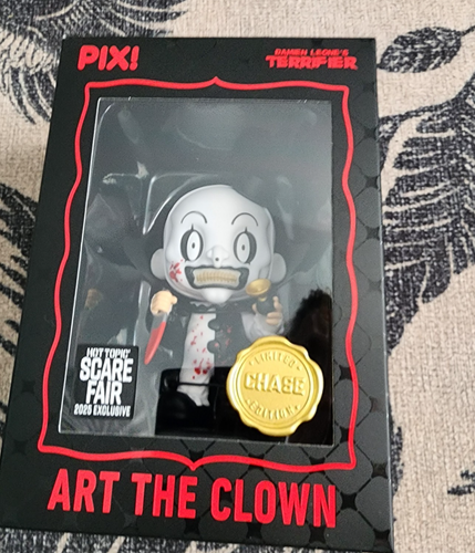 Thrilljoy Pix Terrifier LE 8888 Art the Clown CHASE | Hot Topic Scare ...