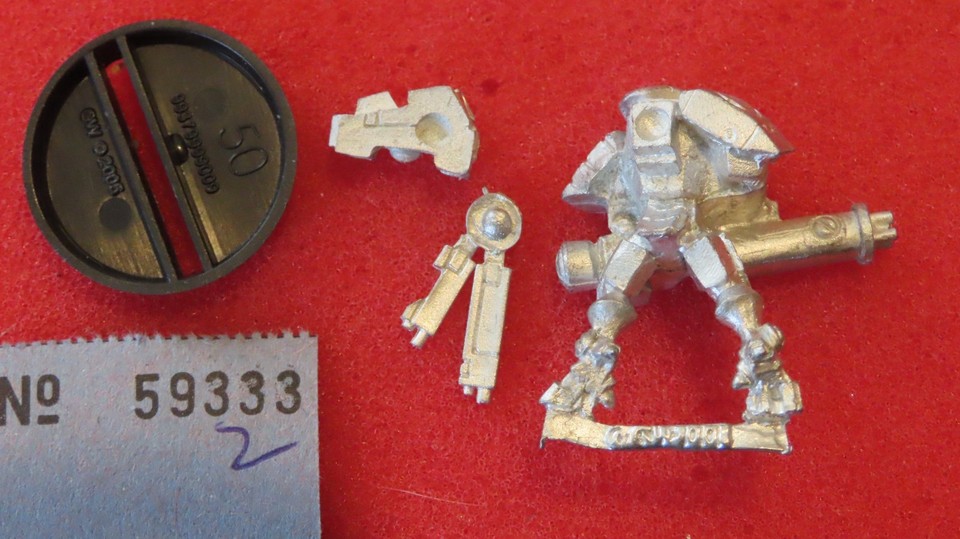 Games Workshop Warhammer 40k Tau Empire XV15 Stealth Suit Metal Figure ...