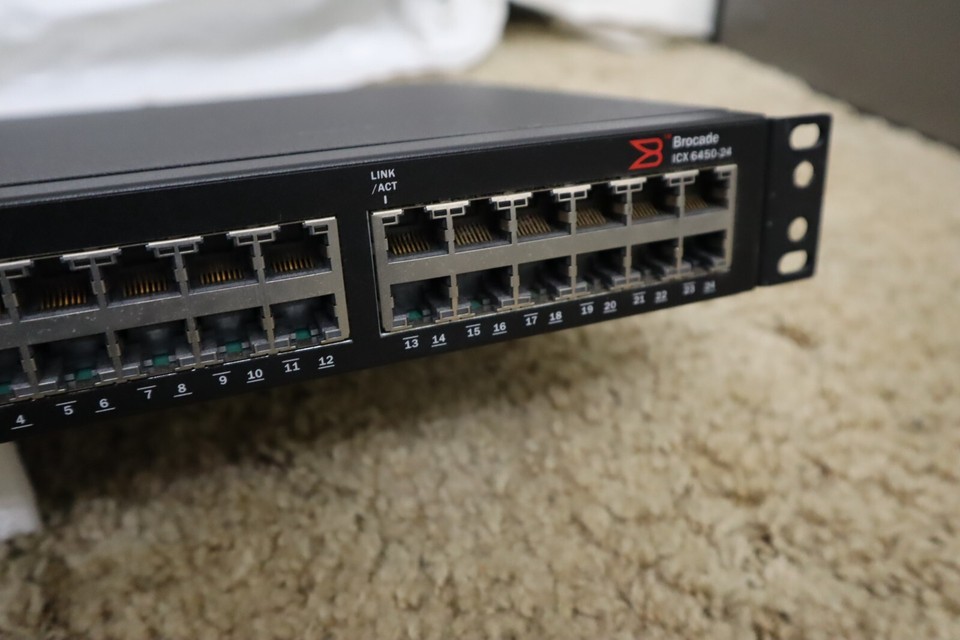 Brocade ICX 6450 24-port 1G switch 2x1G SFP+ & 2x1G/10G SFP+ uplink ...