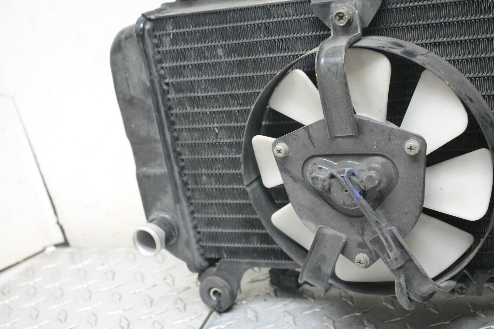 Kawasaki Ninja Zx6 Radiator With Grill DENSO 122000-4390 for sale ...