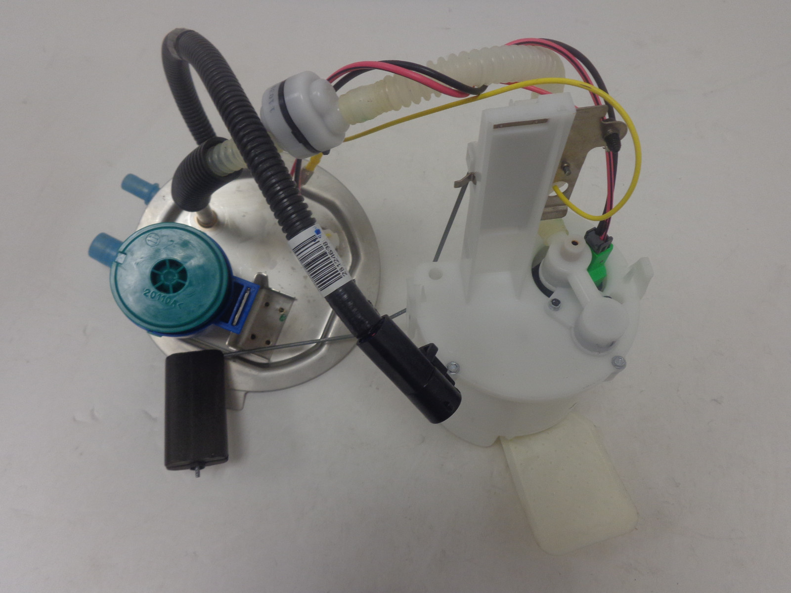 FUEL PUMP ASSEMBLY OEM MOTORCRAFT 6C34-9H307-BB FORD F-350 (2005-2007 ...
