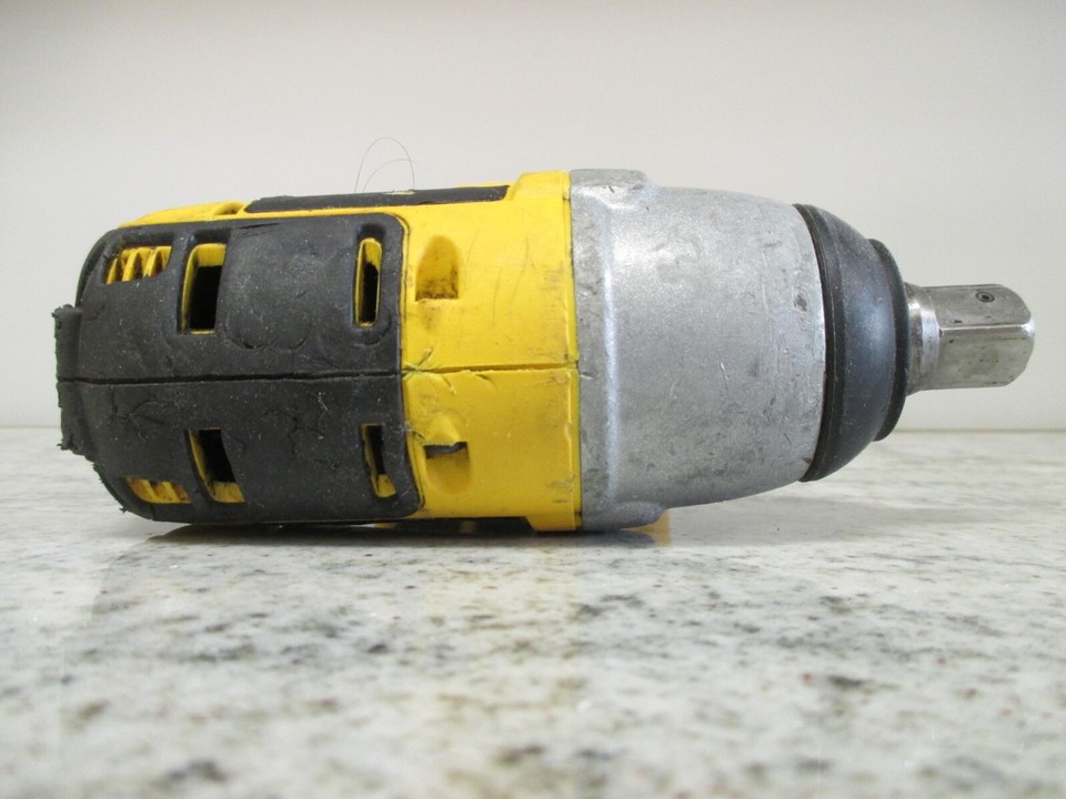 DeWALT 18V Volt DC820 (DC822) 1/2" Cordless IMPACT WRENCH *** Tested ...