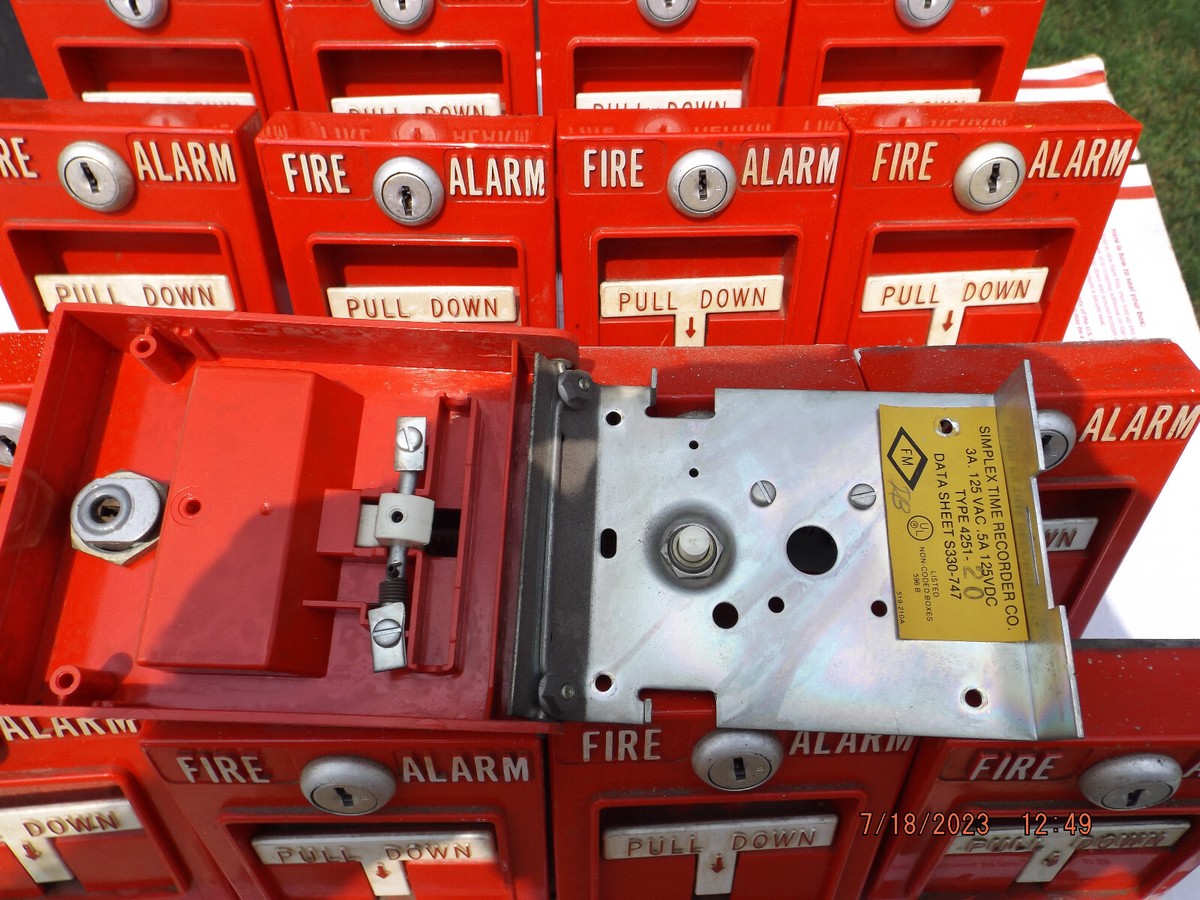 Simplex 425130 3a 30 V Fire Alarm Pull Station No Break Simplex Fire
