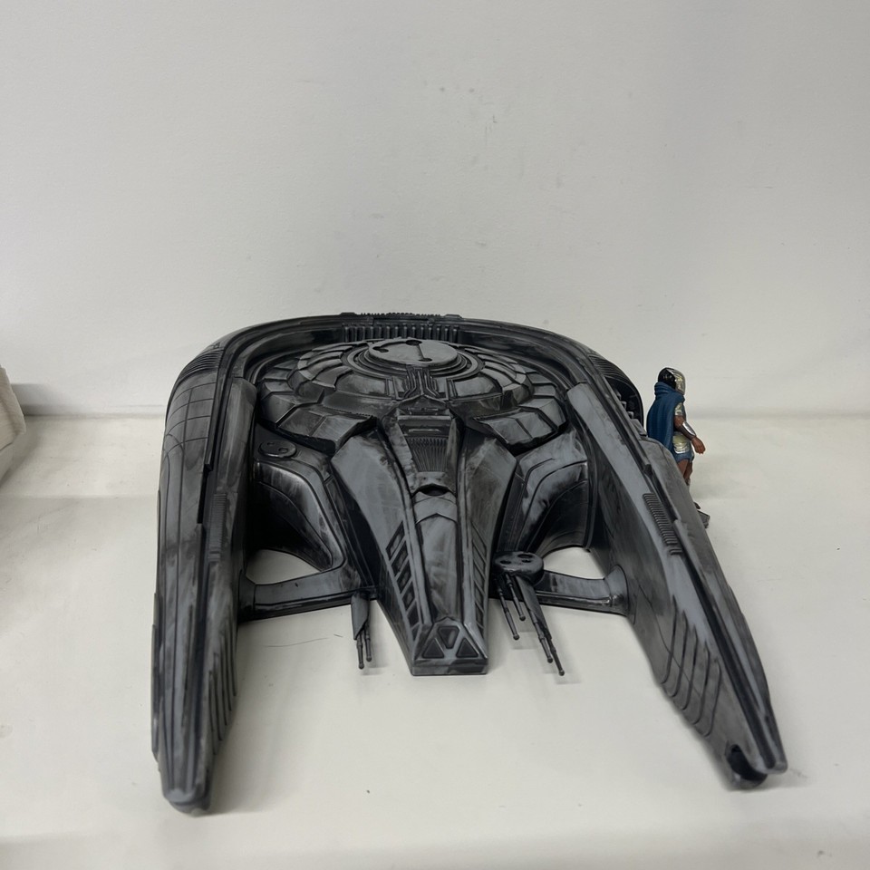 Predator Badlands Popcorn Bucket Ships Now Regal Cinemark Theaters ...