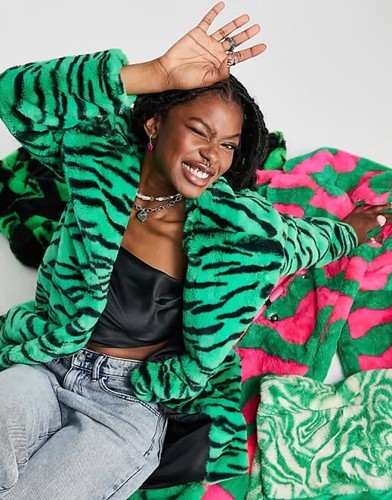 NWT DollsKill Girlfriend Material faux fur coat XS/S | eBay