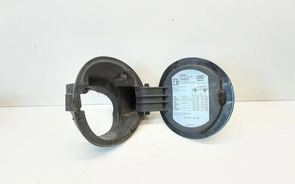 AUDI A3 Sportback 8PA Fuel Tank Cap Lock Motor 8P4809999 1.90 Diesel ...