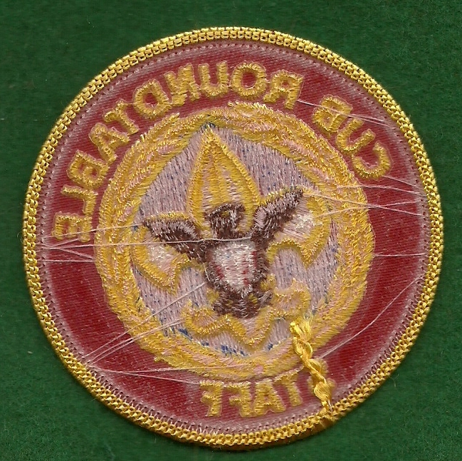VINTAGE BOY SCOUT ADULT POSITION PATCH -CUB ROUNDTABLE STAFF - PLASTIC ...