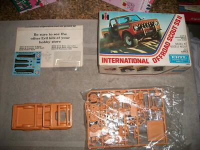 ORG ISSUE ERTL 1/25 INTERNATIONAL SCOUT OFFROAD SS11 PLASTIC MODEL CAR ...
