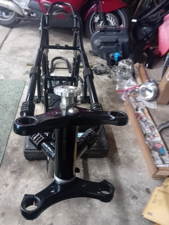 Norton Featherbed Wideline Frame In Good Condition With Shocks And ...