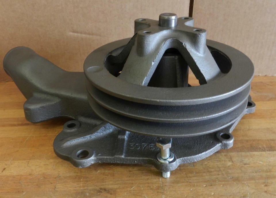 1964-69 Ford truck MD HD 330 361 391 rebuilt water pump C8TE-8505E fan ...