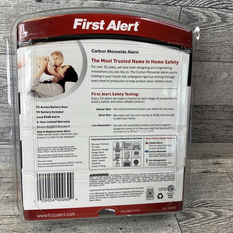 First Alert Battery Operated CO400 Carbon Monoxide Alarm Detector New ...