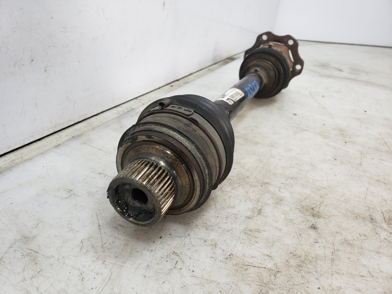 15 Porsche Macan S 95b Front Left Driver Side Axle Shaft 95B407271A for ...
