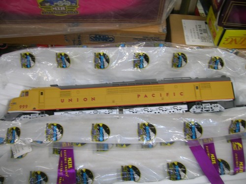 MTH 20-2482-1 " UP CENTIPEDE A A DIELELS ,PROTO 2 " MSRP $749.95 LOT ...