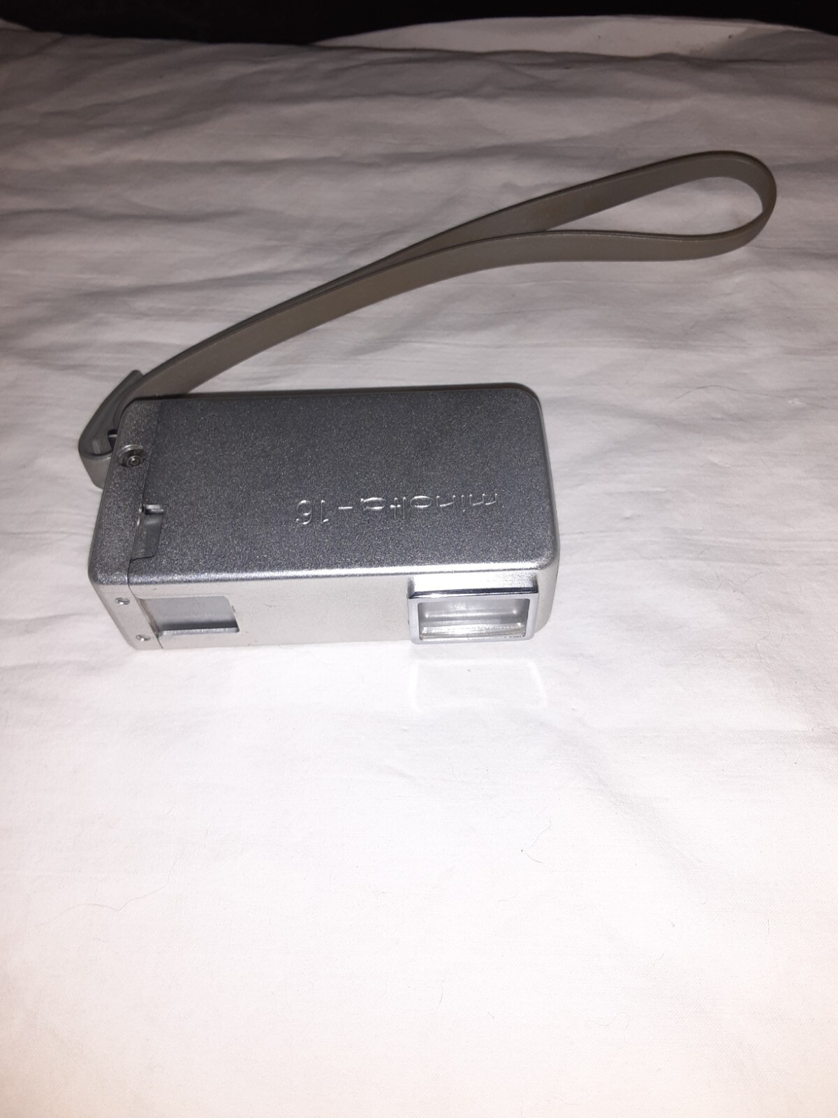 MINOLTA 16 MINI SUBMINIATURE SPY CAMERA 22mm ROKKOR Lens Japan Vintage ...