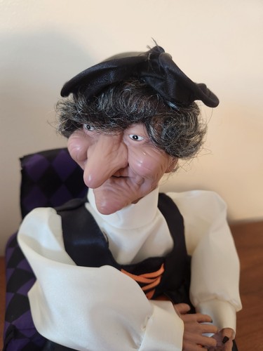 Gemmy 1991 Halloween Rocking Witch Animated Cackling Glow Eyes Sound ...