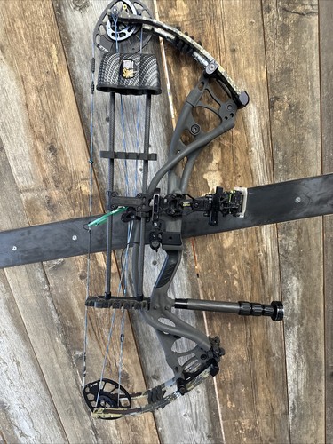Hoyt Carbon CARBON RX-4 Right Hand Bow - Grey with elevated 2 limbs | eBay