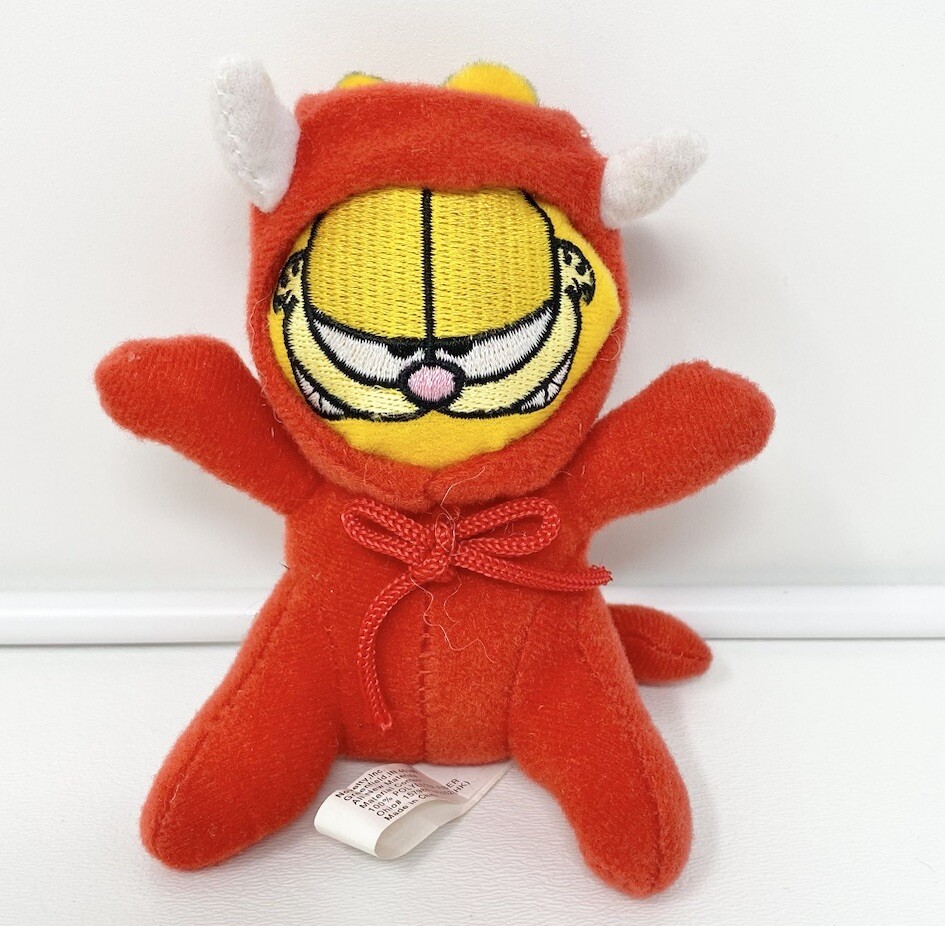 Garfield Devil Cat The Garfield Movie | Rotten Tomatoes