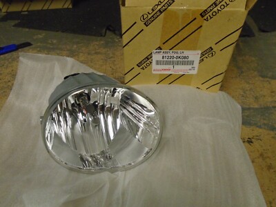 GENUINE TOYOTA HILUX 2008-2011 FOG LIGHT LEFT 81220-0K080 812200K080 ...
