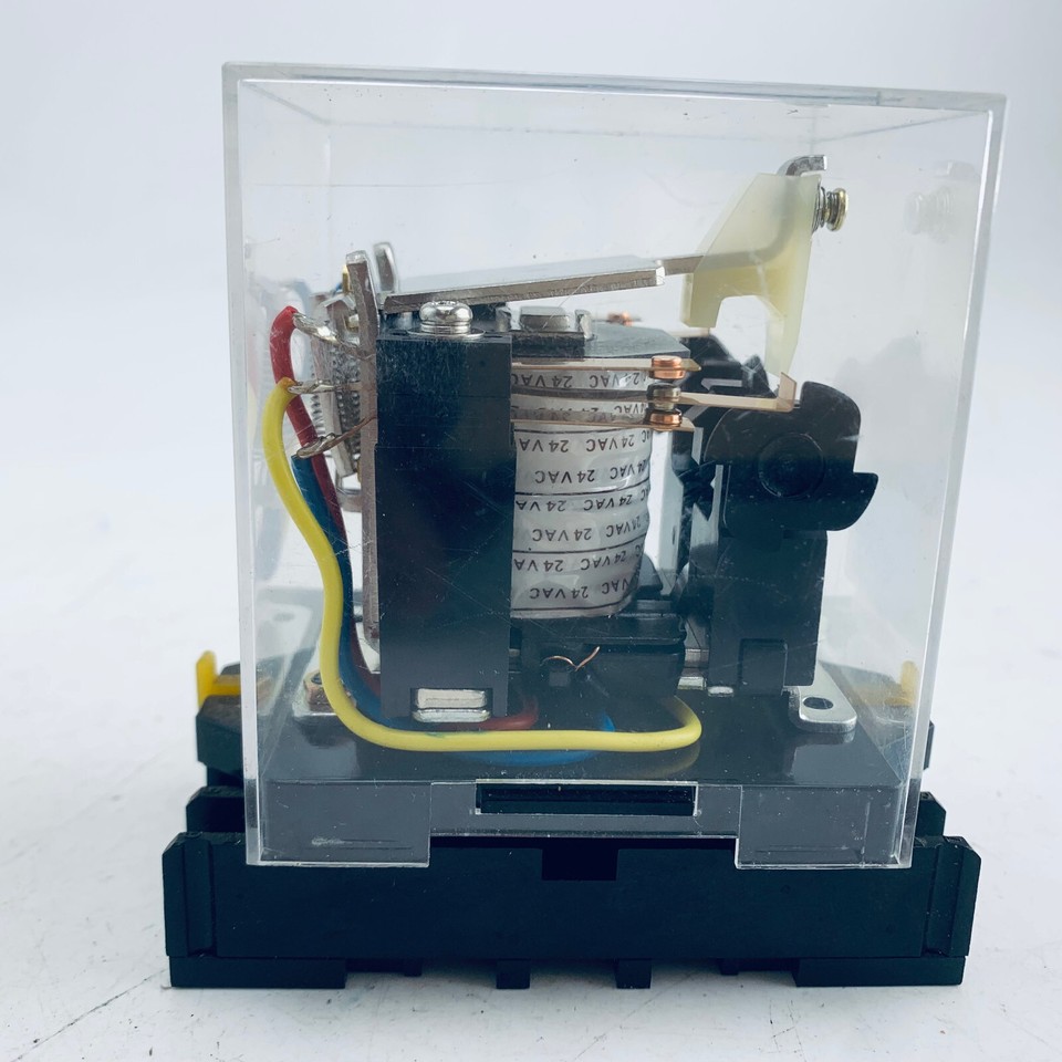 OMRON G4Q-212S Ratchet relay with socket Coil 24VAC DPDT | eBay