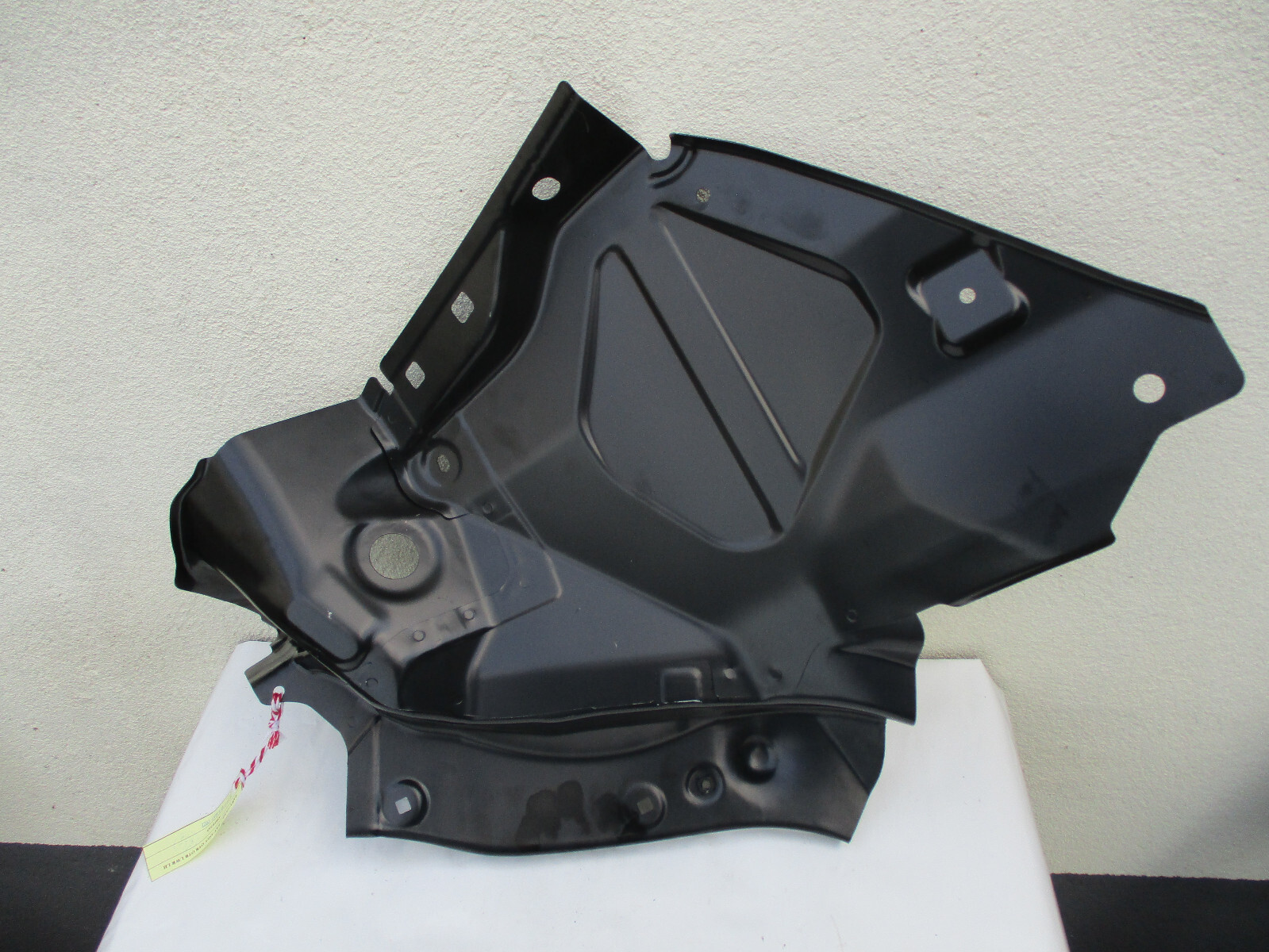 Mitsubishi Space Star Lampenblech Karosserie hinten links 5301F243 ...