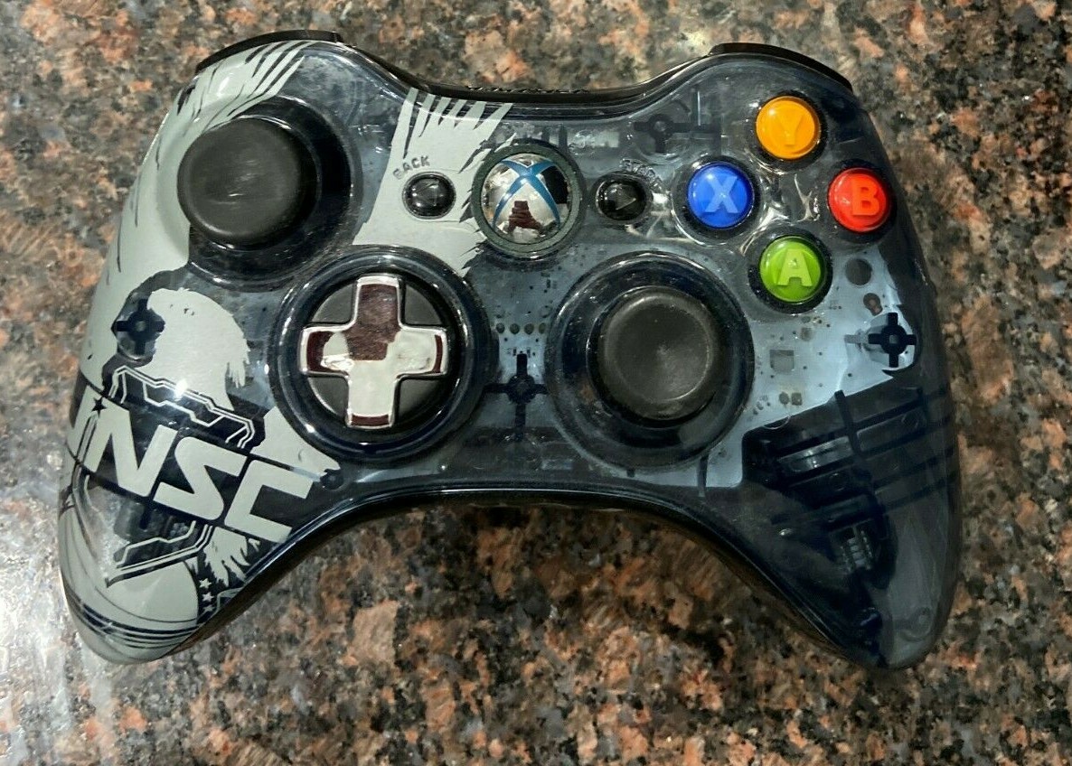 Xbox 360 With 4 Controllers