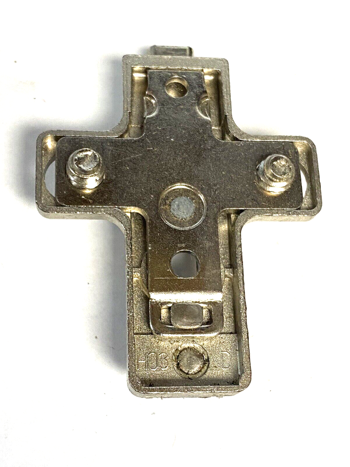 30 Salice Domi 3mm Zamak Clip-On Euro Screw Hinge Mounting Plate ...
