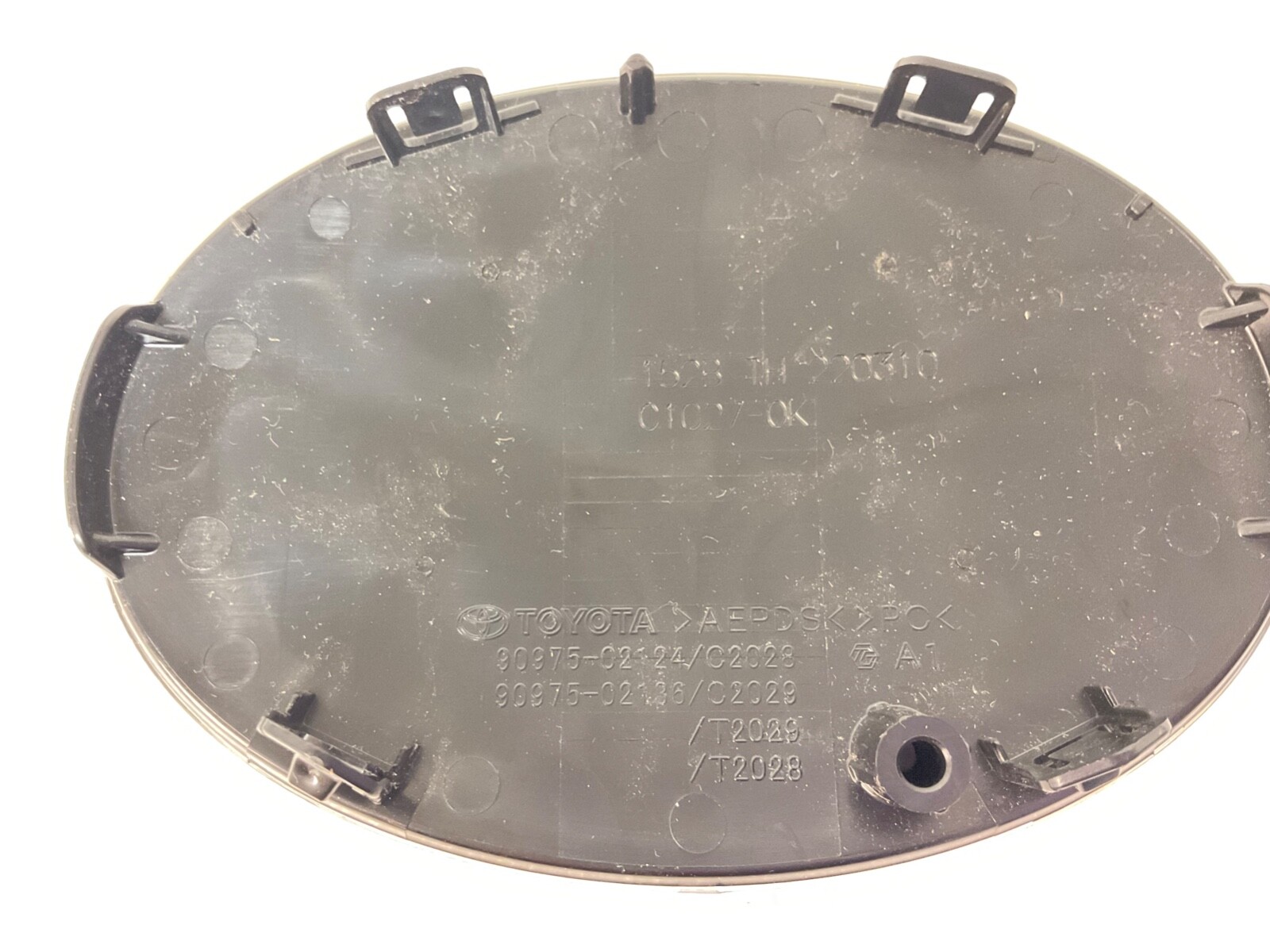 FITS TOYOTA COROLLA GRILLE FRONT EMBLEM 90975-02124 OEM 2019 2020 2021 ...