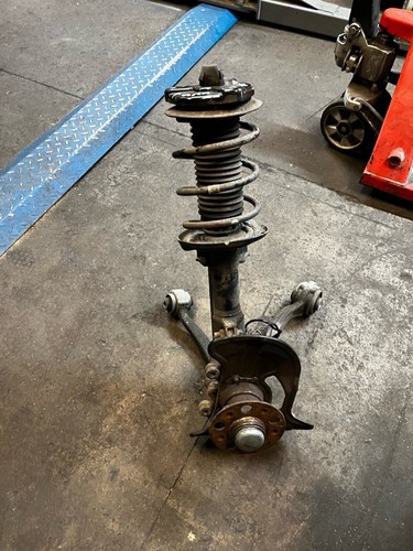 MERCEDES C220 W204 2012 FRONT LEFT SUSPENSION LEG HUB A2043201273 | eBay UK