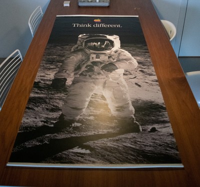 VERY RARE Apple Computer Think Different Buzz Aldrin on the Moon Vinyl ...