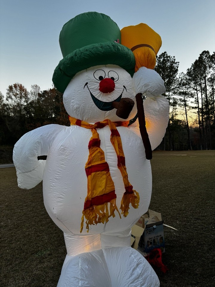 VTG 8 foot tall Gemmy Frosty the Snowman Inflatable 2002 Vintage Warner ...