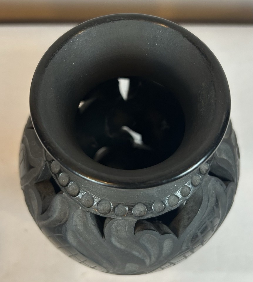 Oaxaca Mexico Hand Made Carved Black Pottery Vase Reticulated Signed ...