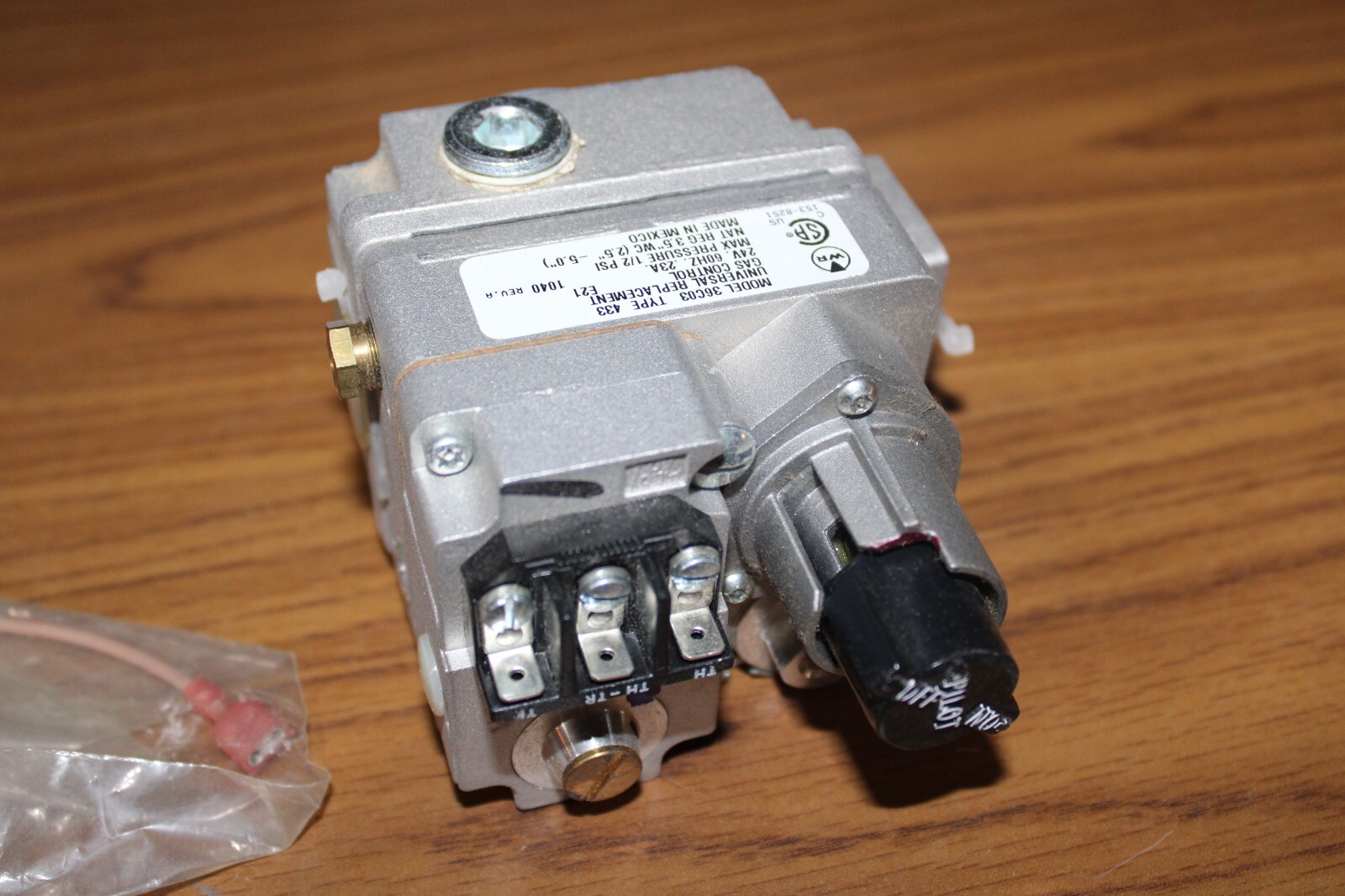 White-Rodgers 36C03-433 Gas Heating Furnace Control Valve for sale ...